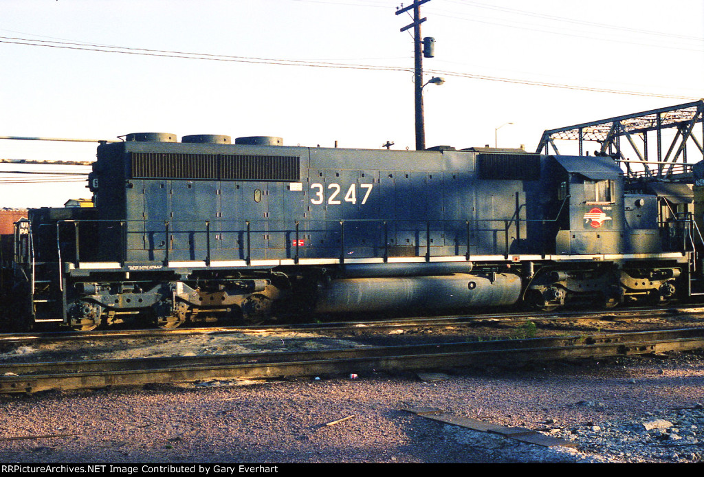 MP SD40-2 #3247 - Missouri Pacific